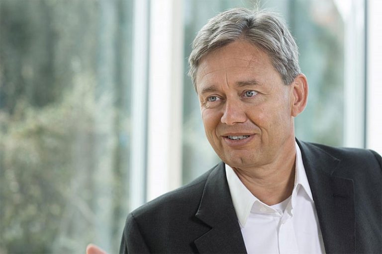 Team - HSCie GmbH • Hübner Schlösser & Cie